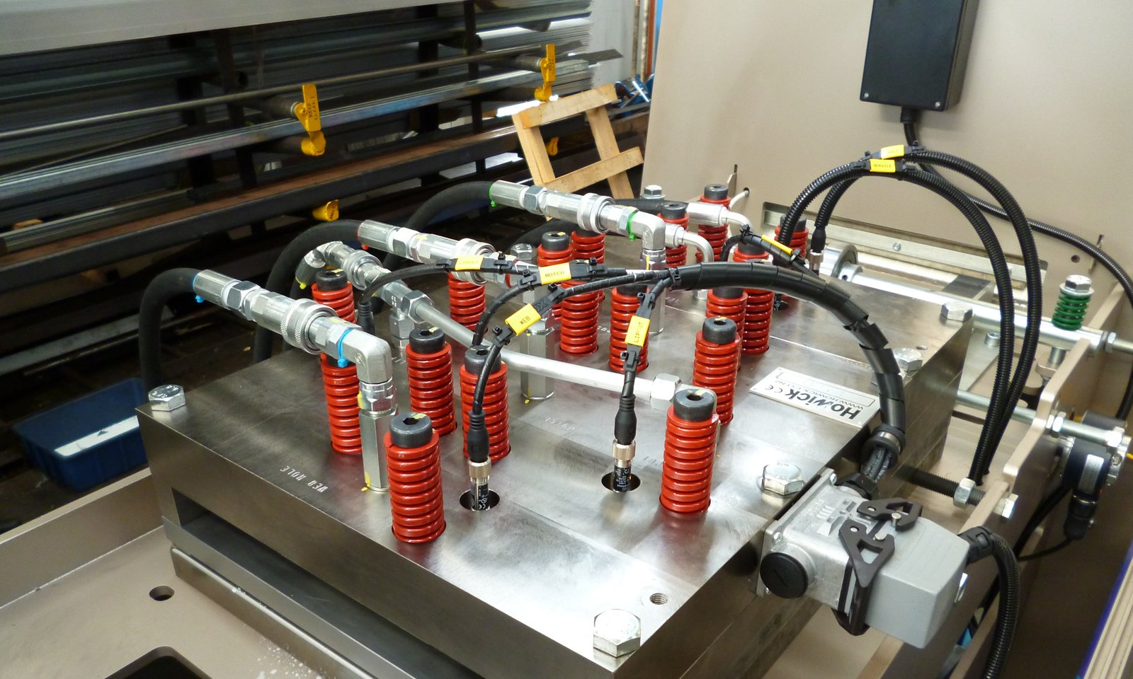 FRAMA 7600 Multi-purpose System - Howick Ltd