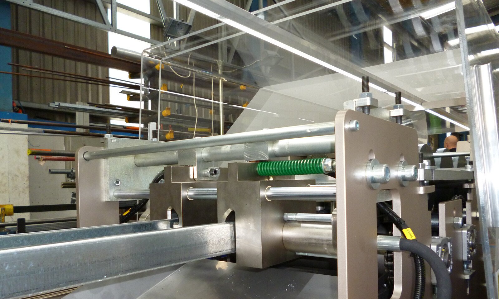 FRAMA 7600 Multi-purpose System | Howick Ltd