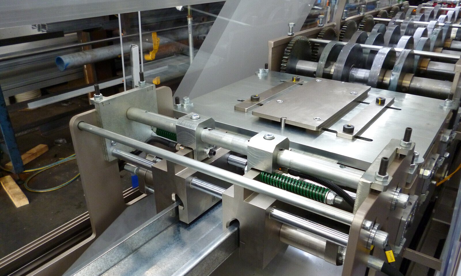 FRAMA 7600 Multi-purpose System | Howick Ltd