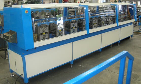 Custom Built Roll-Forming Machine | Howick Ltd